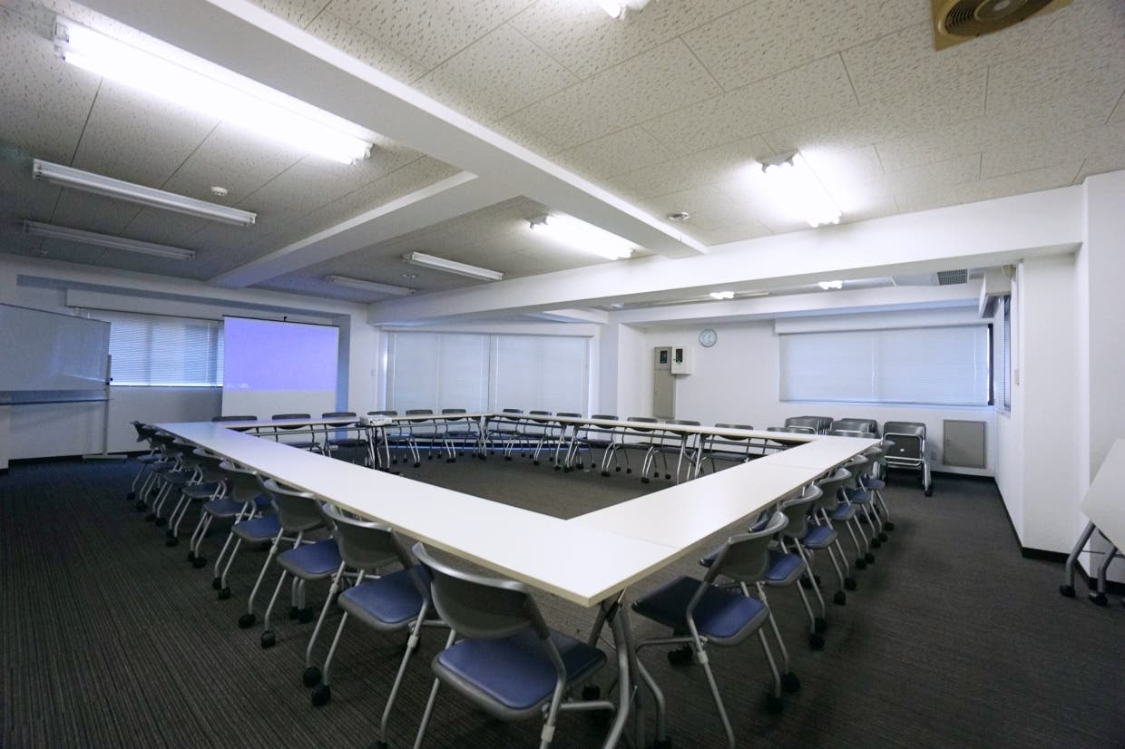 名古屋会議室 ウメムラビル錦中央店 第1会議室（セルフ設営）の写真5