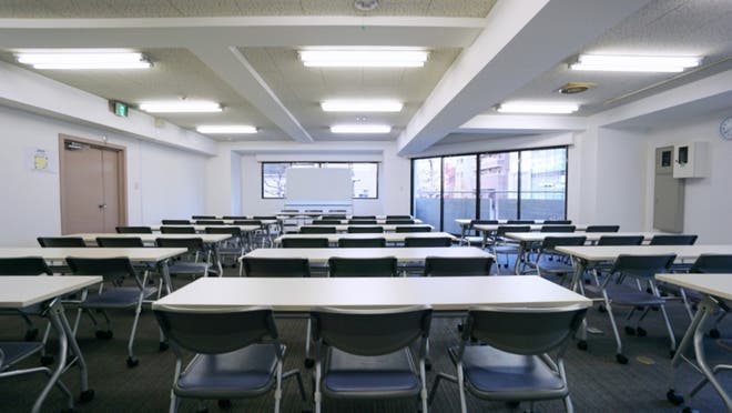 名古屋会議室 ウメムラビル錦中央店 第1会議室(セルフ設営)の写真3