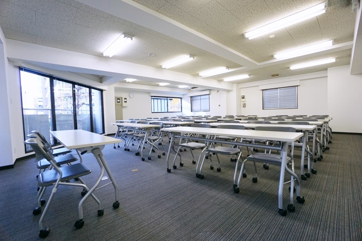 名古屋会議室 ウメムラビル錦中央店 第1会議室（セルフ設営）の写真8