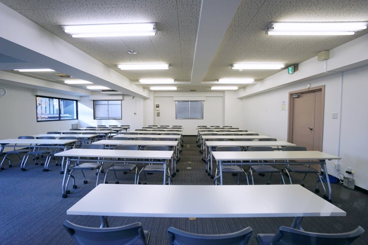 名古屋会議室 ウメムラビル錦中央店 第1会議室（セルフ設営）の写真9