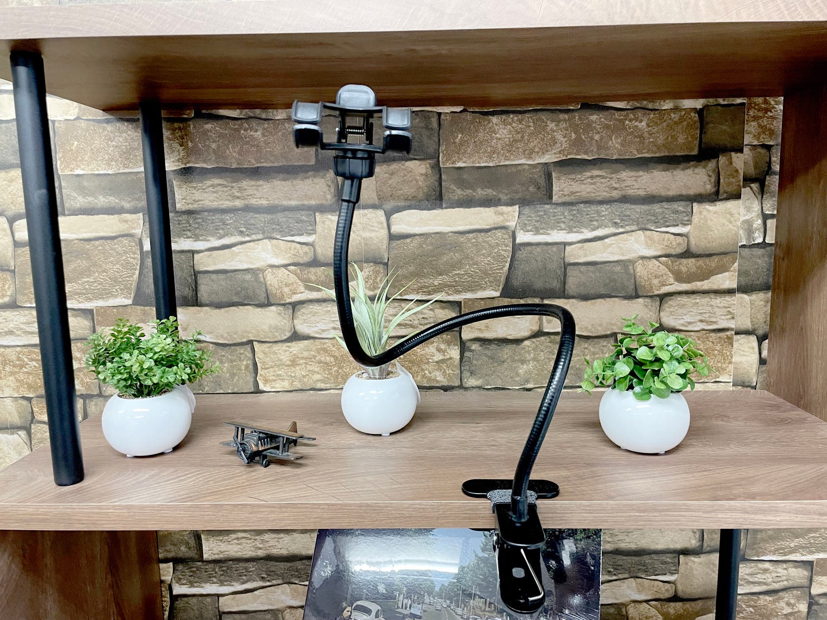 【1h〜京王線/笹塚駅6分】落ち着いた雰囲気、白背景の撮れるスタジオ【機材豊富使用方法説明あり。防音・照明付き・4面クロマキー】の写真14