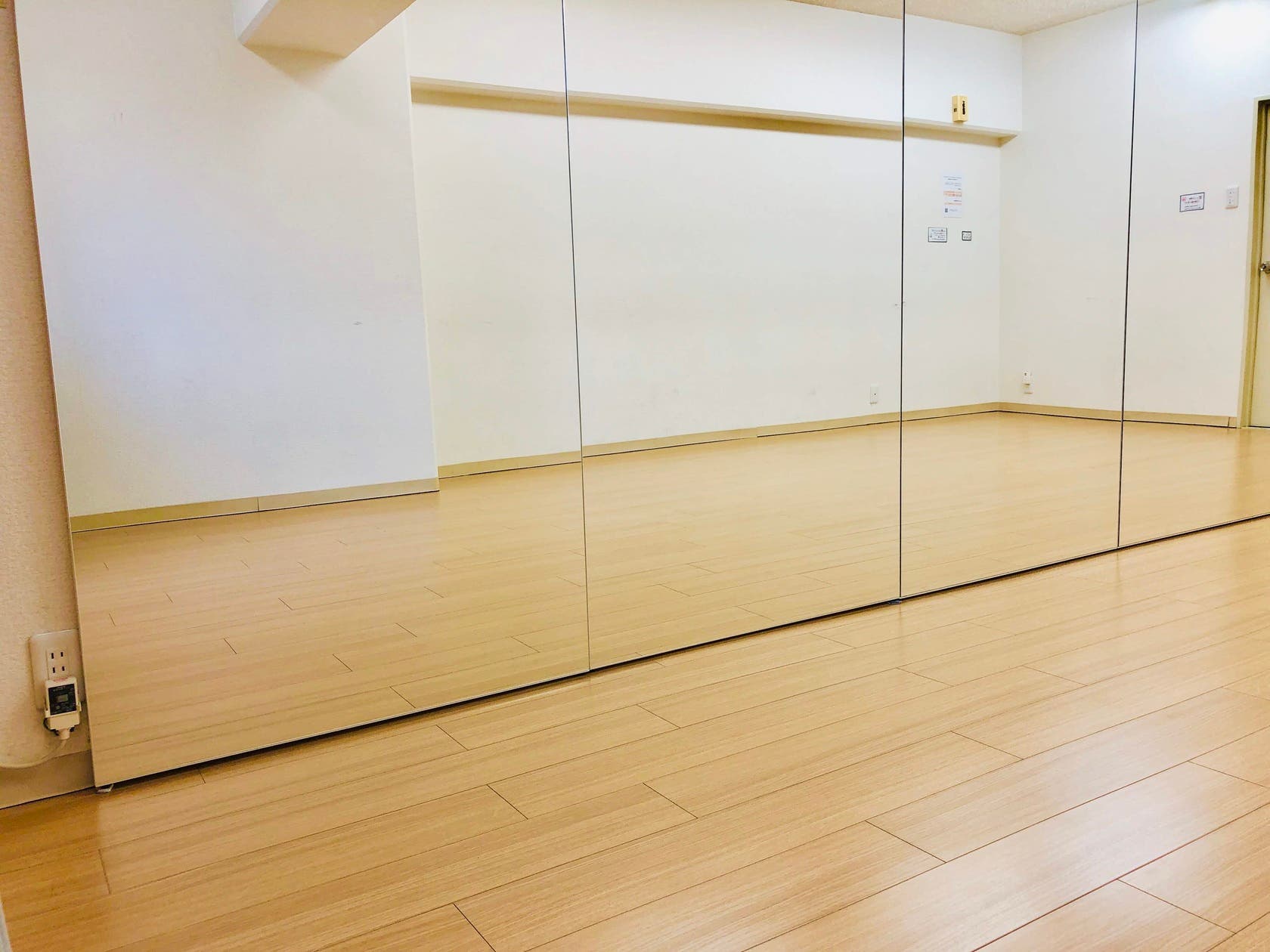 【新大阪スタジオカベリ】ダンス、演劇、ヨガ、音楽、撮影スタジオ、新大阪で人気のレンタルスタジオの写真8