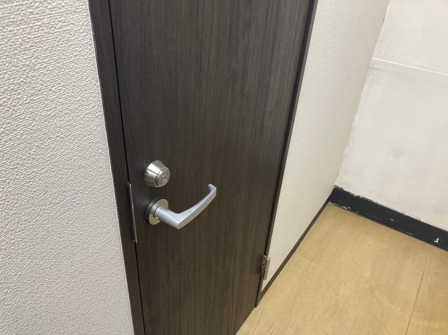 錦糸町駅から徒歩3分！防音完全個室会議室できました！会議・スマホ通話・WEB会議にの写真7