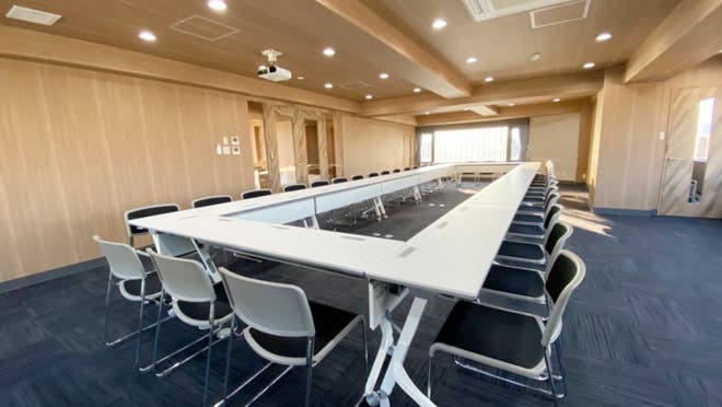 京都貸会議室 ユニスペース四条烏丸 会議室 【烏丸駅より徒歩3分!専有線&ビジネス用Wi-Fi無料!最大46名様まで収容可能】の写真13