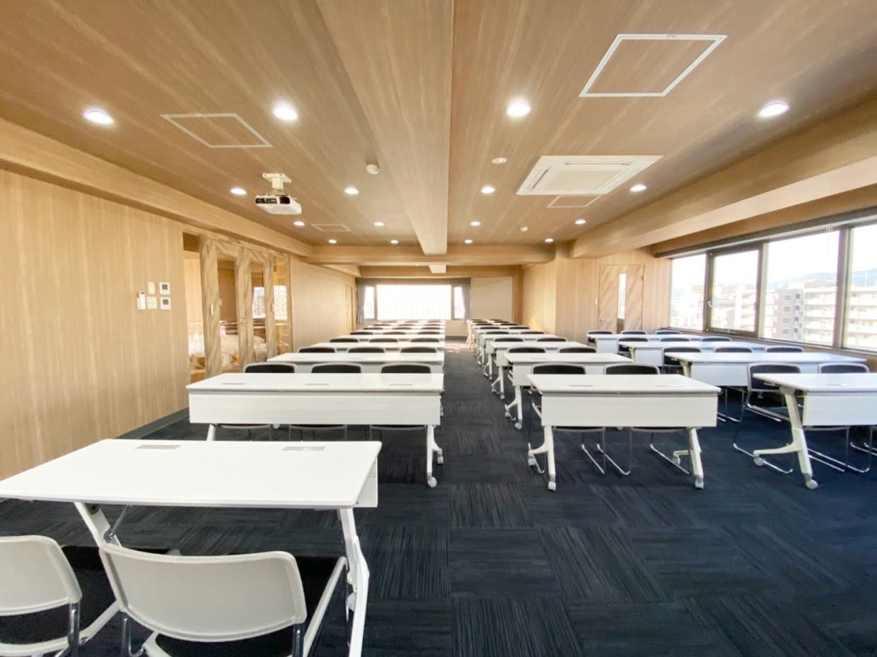 京都貸会議室　ユニスペース四条烏丸　会議室　【烏丸駅より徒歩3分！専有線&ビジネス用Wi-Fi無料！最大46名様まで収容可能】の写真5