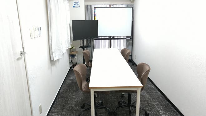 【新宿新南口改札1分】☆期間限定爆安キャンペーン開催中☆菜の花貸会議室☆フルリノベ済みで快適・土足OK・大型テレビモニタの写真4