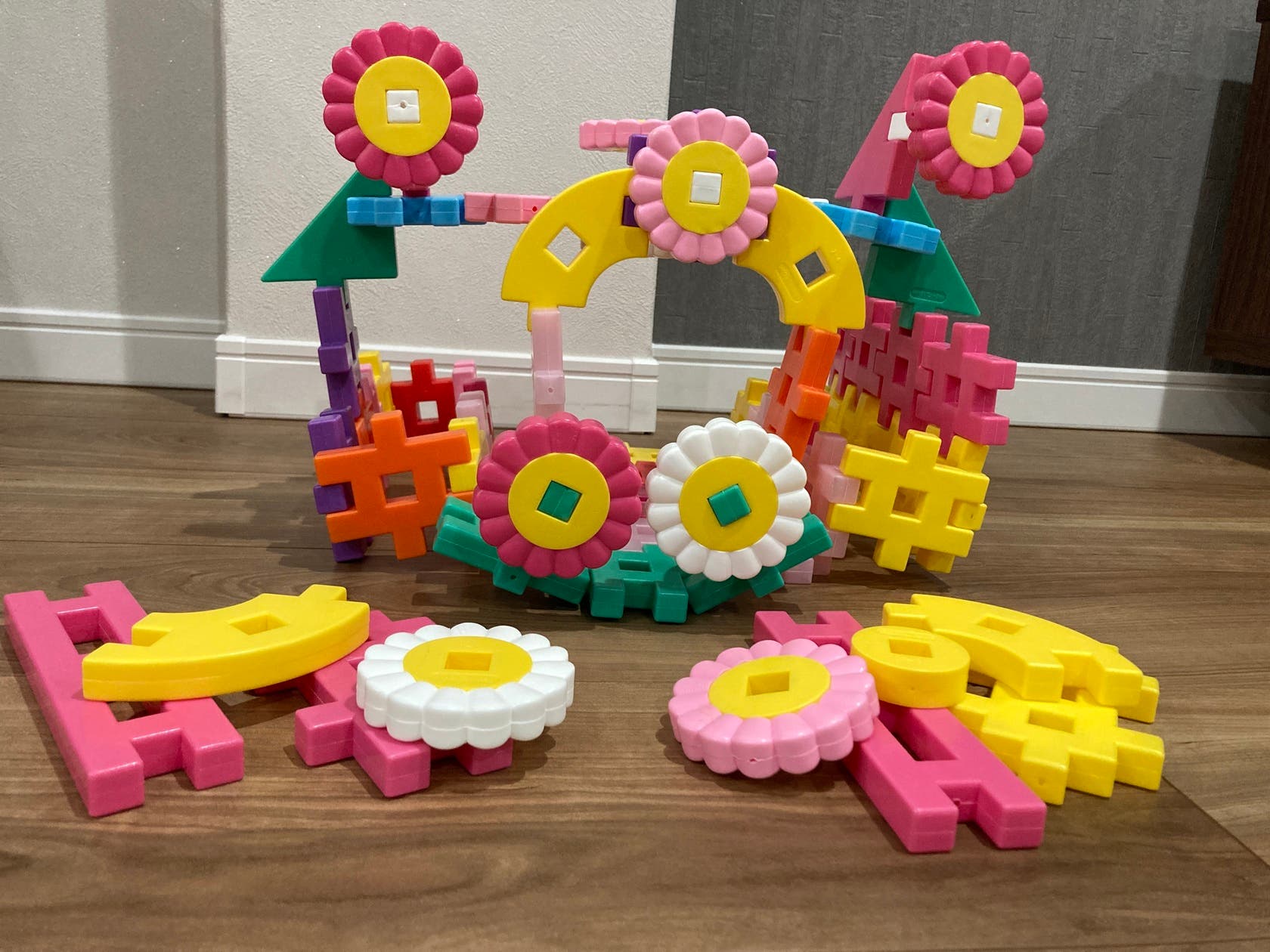 ブロックセット（花・恐竜）の画像1