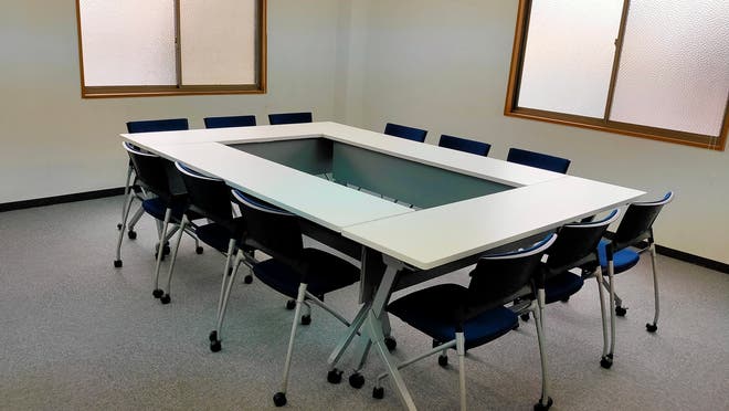 スペース「KARIBA」JR野洲駅2分 WiFi無料 向かいコインパーキング 会議・セミナー・各種教室に最適!の写真2