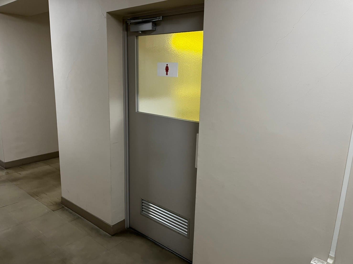 ＜仙台駅Place204＞個室⭐️40名収容/光回線Wi-Fi/ホワイトボード/大型モニター無料！会議/セミナー/研修の写真24