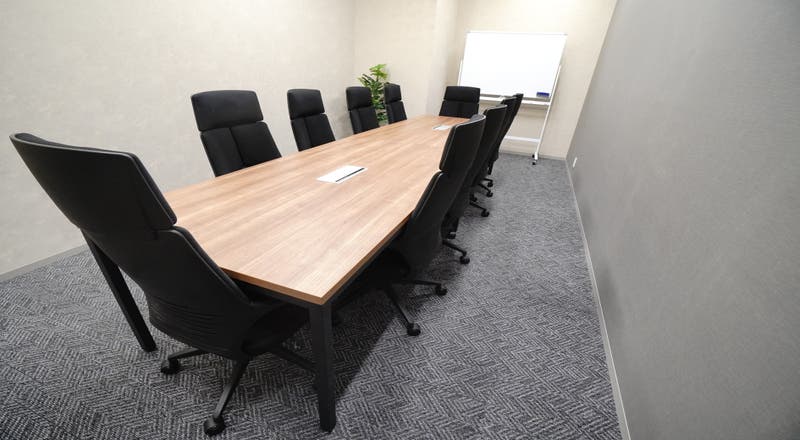 ＜小田急海老名貸し会議室A＞海老名駅徒歩2分！新築大型オフィス内✨10名収容！Wi-Fi/モニター無料！会議/セミナー/研修