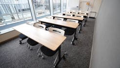 <小田急海老名貸し会議室D>海老名駅徒歩2分!新築大型オフィス内✨15名収容!Wi-Fi/モニター無料!会議/セミナー/研修の写真4