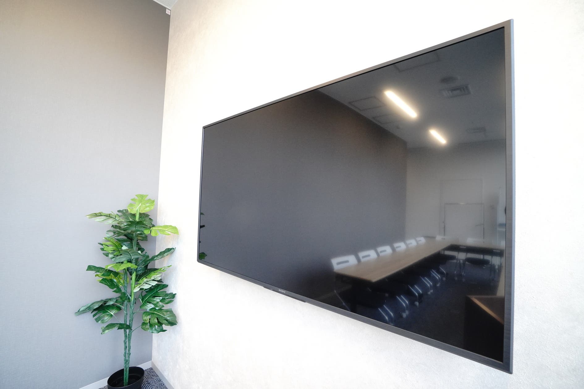 ＜小田急海老名貸し会議室D＞海老名駅徒歩2分！新築大型オフィス内✨15名収容！Wi-Fi/モニター無料！会議/セミナー/研修の写真12