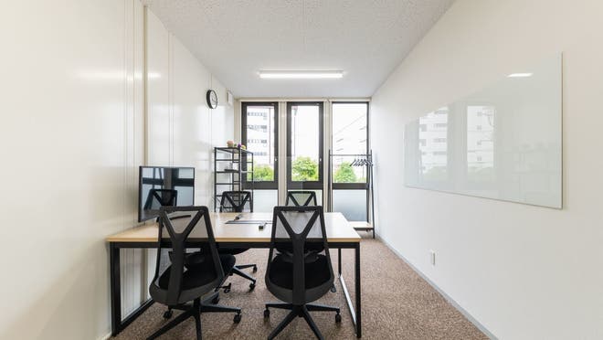 【Work2】✨U-SPACE草加店✨集中できる個室空間となっております♪Wi-Fi/草加市の写真1