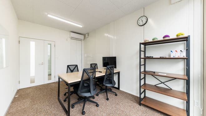 【Work2】✨U-SPACE草加店✨集中できる個室空間となっております♪Wi-Fi/草加市の写真2