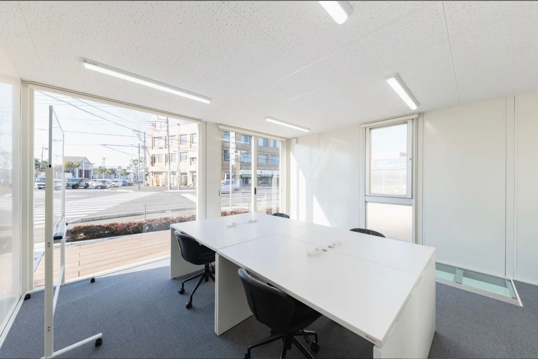 【Work2】✨U-SPACE土浦店✨集中できる個室空間となっております♪Wi-Fi/土浦市の写真2