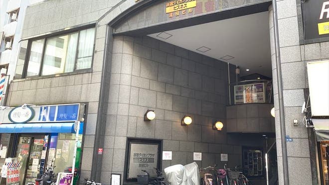 【2/6リニューアルOPEN:ゆるり新宿西口】駅から徒歩30秒、JR新宿駅からも地下通路で5分。ミーティングからテレワークまで。の写真9