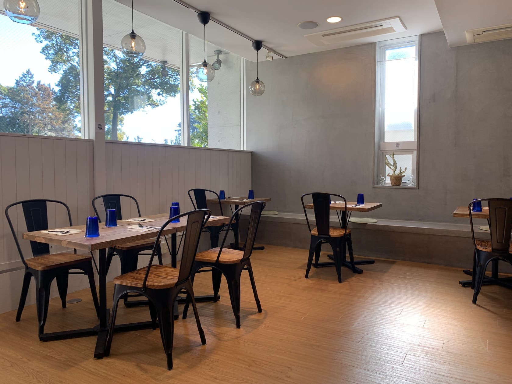 【学芸大学のカフェ風レンタルスペース】各種パーティ―やワークショップ、撮影に！大型スーパー、コインパーキングのすぐ近くの写真1