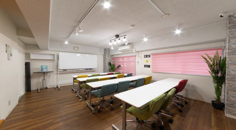＜ブライトン会議室＞ゆとりある広い会議室⭐名古屋駅徒歩5分♪光回線Wi-Fi🛜MTG/セミナー/ワークショップ