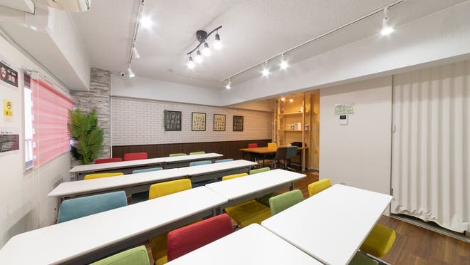 <ブライトン会議室>ゆとりある広い会議室⭐名古屋駅徒歩5分♪光回線Wi-Fi🛜プロジェクター🎥MTG/セミナー/ワークショップの写真4