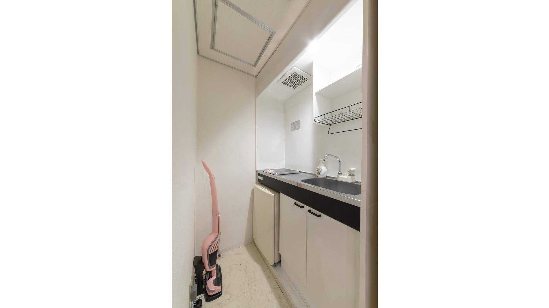 ＜ブライトン会議室＞ゆとりある広い会議室⭐名古屋駅徒歩5分♪光回線Wi-Fi🛜MTG/セミナー/ワークショップの写真9