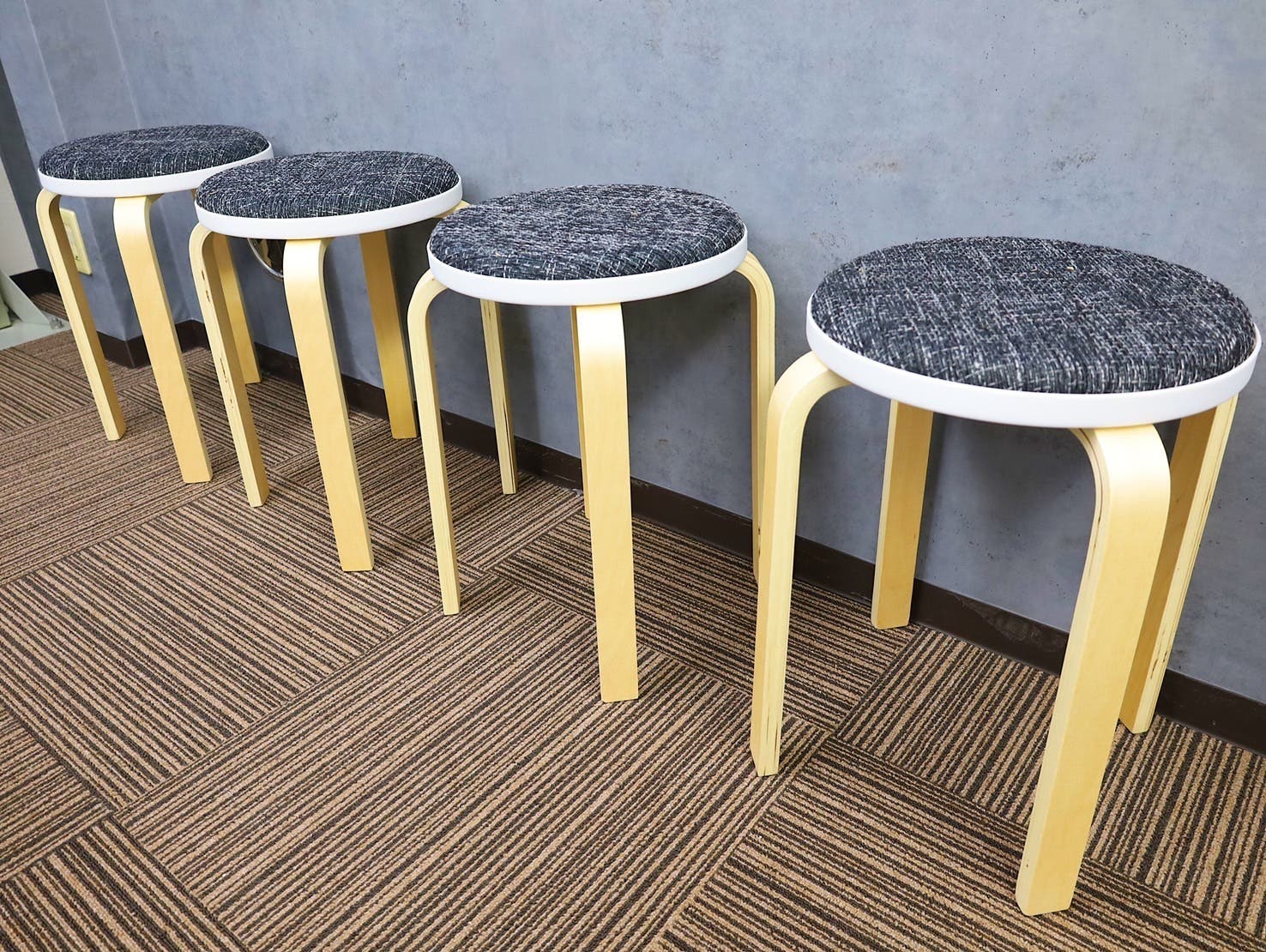 【神田駅北口30秒】プロジェクター/WiFi有り/完全個室/会議/打合せ/オンライン/ボドゲに最適/ForYouSpace内神田の写真8