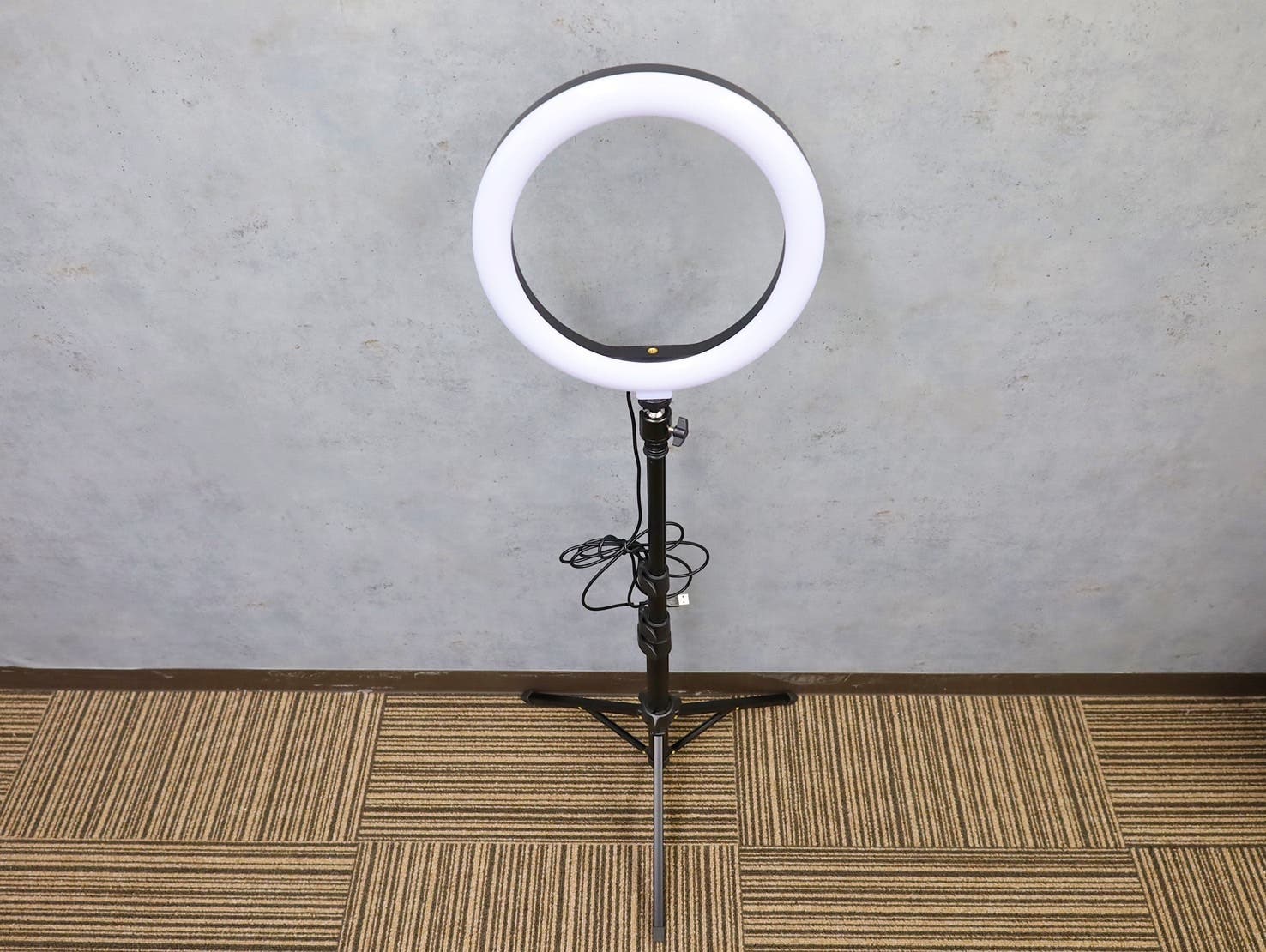 【神田駅北口30秒】プロジェクター/WiFi有り/完全個室/会議/打合せ/オンライン/ボドゲに最適/ForYouSpace内神田の写真11