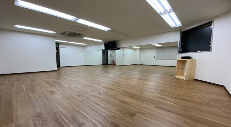【船橋/習志野台】大型鏡＆モニター付き多目的ダンススタジオ【2階スタジオ】