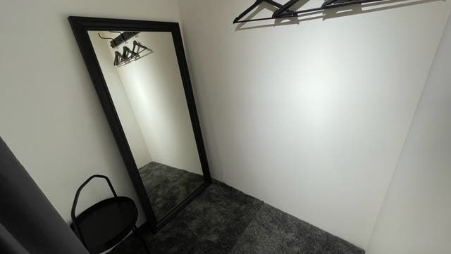 【中野富士見町駅徒歩1分】HP完成記念!高2.8×横5.5m白ホリ、トップライトの打てるレンタル撮影スタジオの写真4