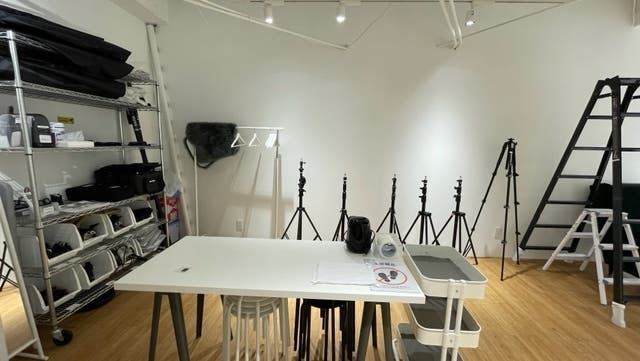 【中野富士見町駅徒歩1分】HP完成記念!高2.8×横5.5m白ホリ、トップライトの打てるレンタル撮影スタジオの写真14