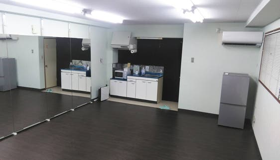 まん防期間特別プラン設定中‼【スタジオカノン明神町店】八王子の格安ダンススタジオ!4~5人で使えますの写真1