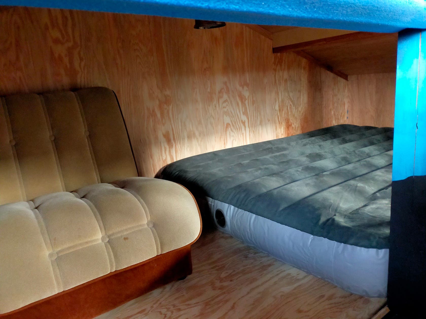 【InsideOut】屋内でキャンプ？仮想アウトドア空間の写真15