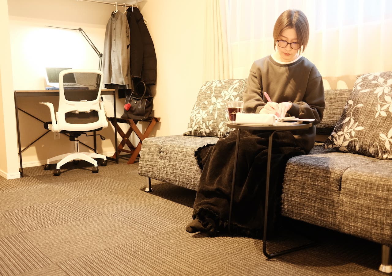 【京都駅徒歩圏内/世界遺産東寺すぐそば】カモンイン東寺東（A号室）鍵付き個室_作業用デスク、無料Wi-Fi有りの写真6