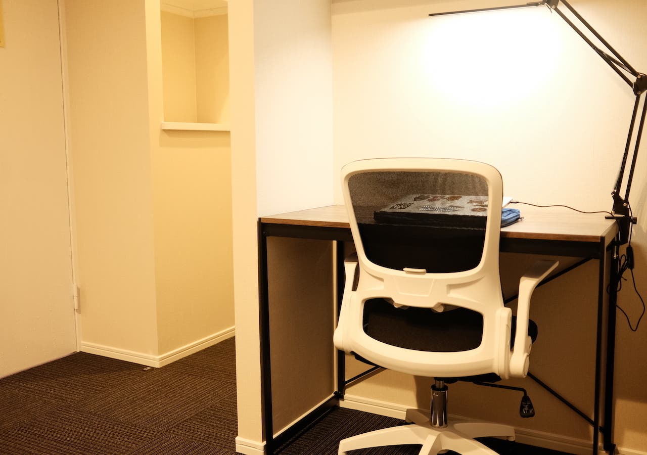 【京都駅徒歩圏内/世界遺産東寺すぐそば】カモンイン東寺東（A号室）鍵付き個室_作業用デスク、無料Wi-Fi有りの写真10