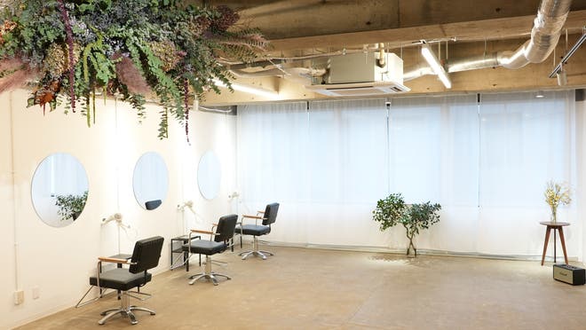 五反田駅から徒歩3分*開放感のある美容室*レンタルサロン✂︎フリーランスの写真1