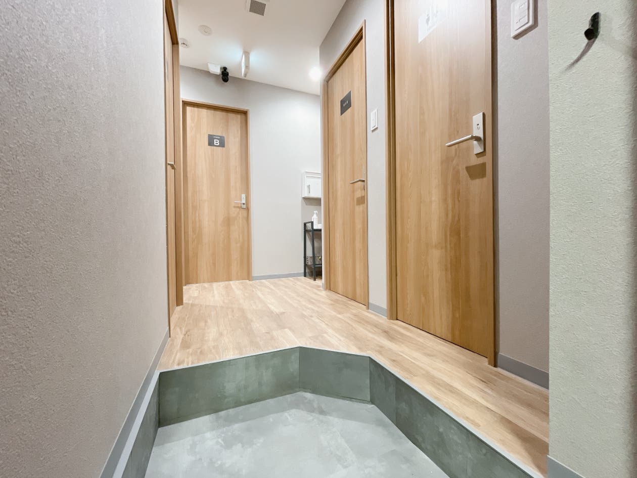 町田駅2分｜🉐格安｜24h｜高速WiFi｜モニター完備｜オンラインレッスン対応🕺｜町田ターミナル口店 Studio D［〜2名］の写真4