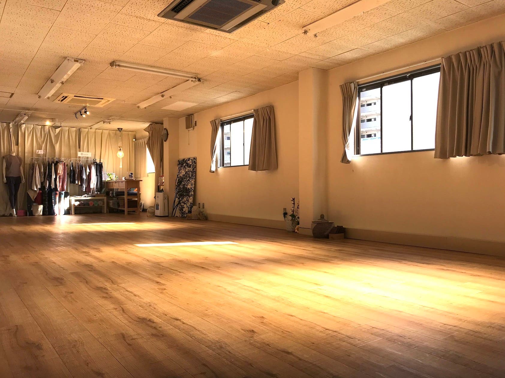 【草加駅徒歩5分】 イベント、フィットネス、撮影に☆広々ヨガスタジオの写真5