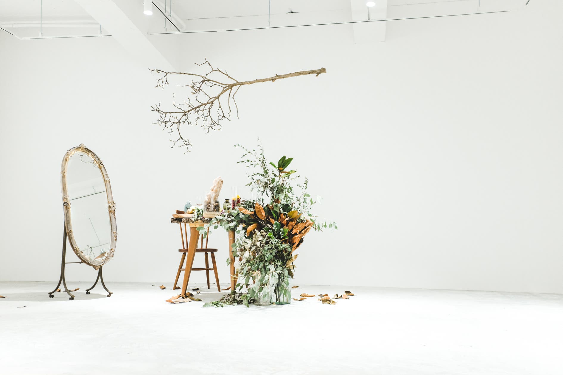 ☆セール中リニューアルグレー漆喰壁☆【レビュー10%オフ】ホワイトスペース・北窓自然光・天井高3m・グレー漆喰壁・フォトスタジオの写真12