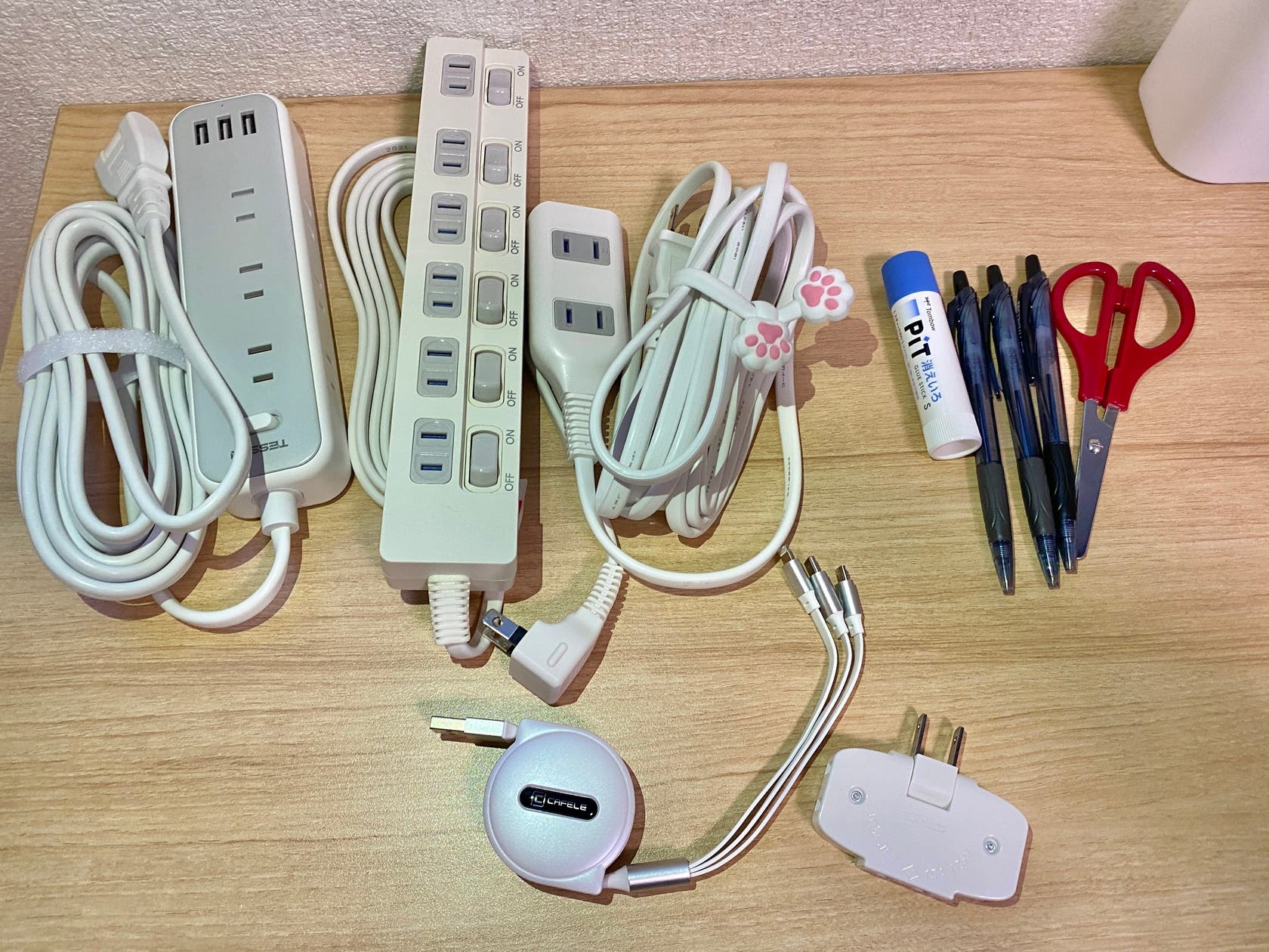 小倉駅から徒歩4分！12名着席可能でテレワークに最適な綺麗なレンタル会議室の写真4