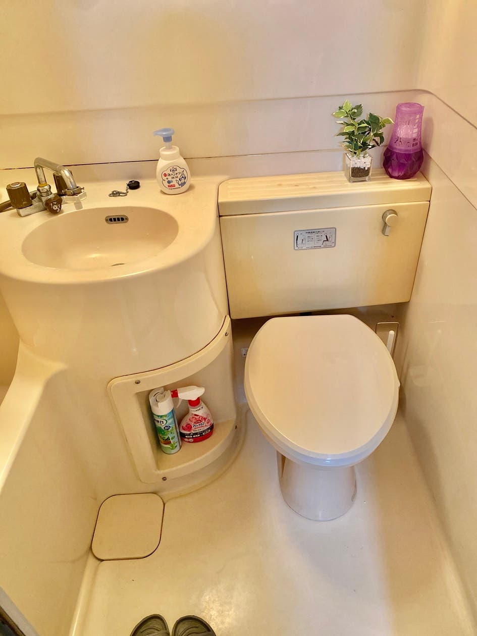 小倉駅から徒歩4分！12名着席可能でテレワークに最適な綺麗なレンタル会議室の写真9