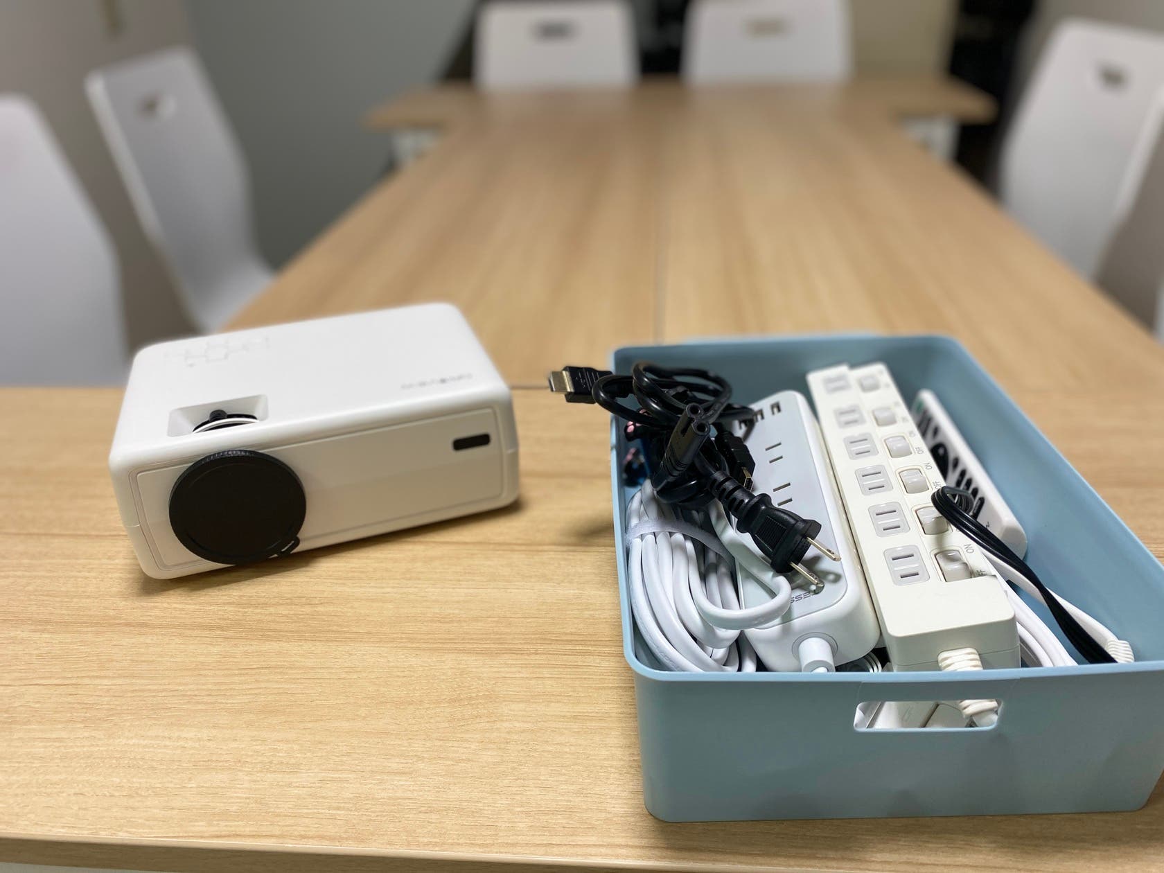 小倉駅から徒歩4分！12名着席可能でテレワークに最適な綺麗なレンタル会議室の写真12