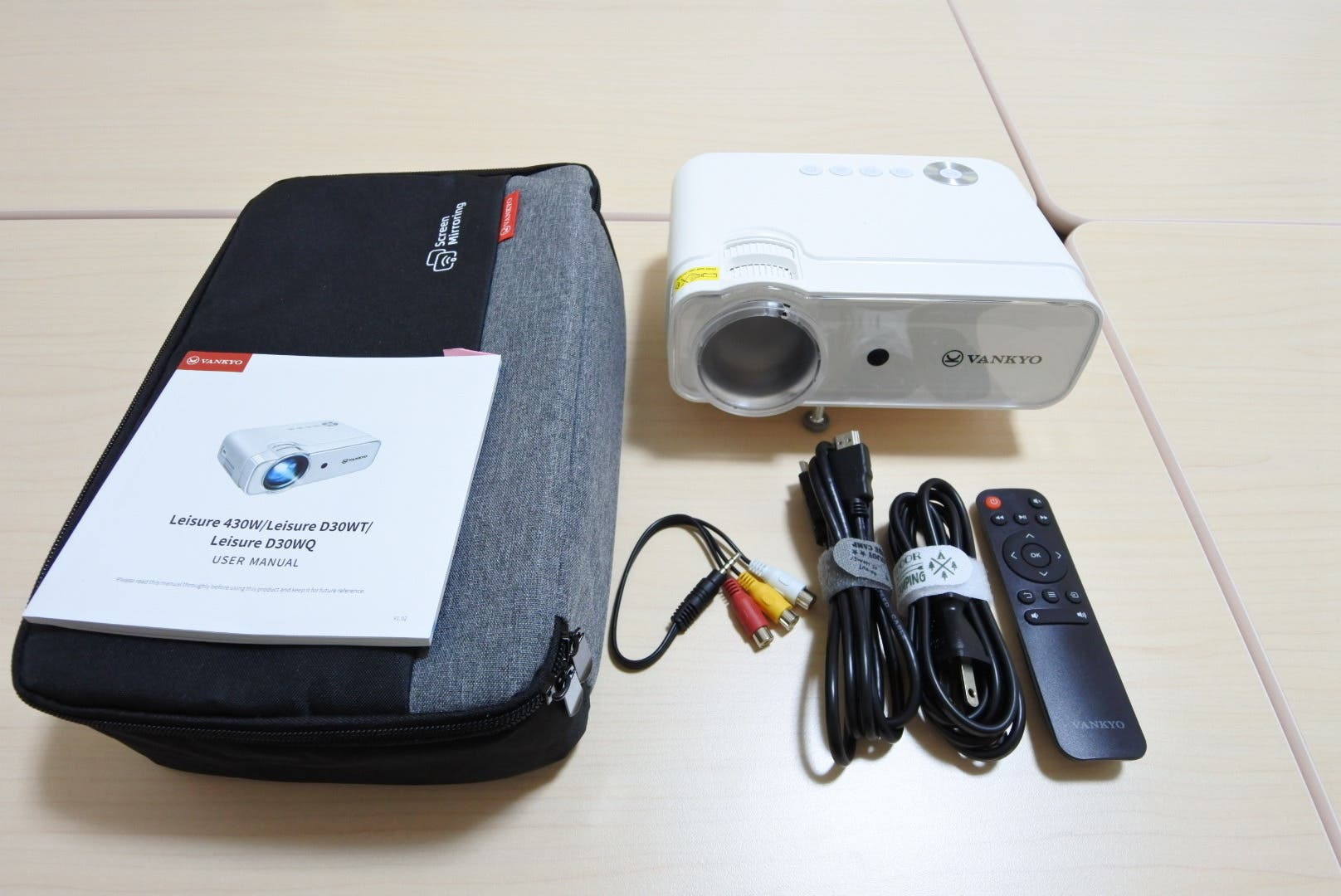 天神駅4分｜充実備品＆使いやすさ◎の貸し会議室｜光Wi-Fi/ホワイトボード/姿見/プロジェクター/モニター|会議|作業etc.の写真9