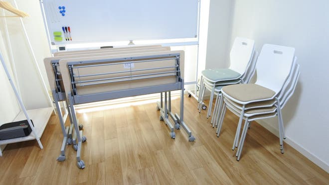 天神駅4分|充実備品&使いやすさ◎の貸し会議室|光Wi-Fi/ホワイトボード/姿見/プロジェクター/モニター|会議|作業etc.の写真17