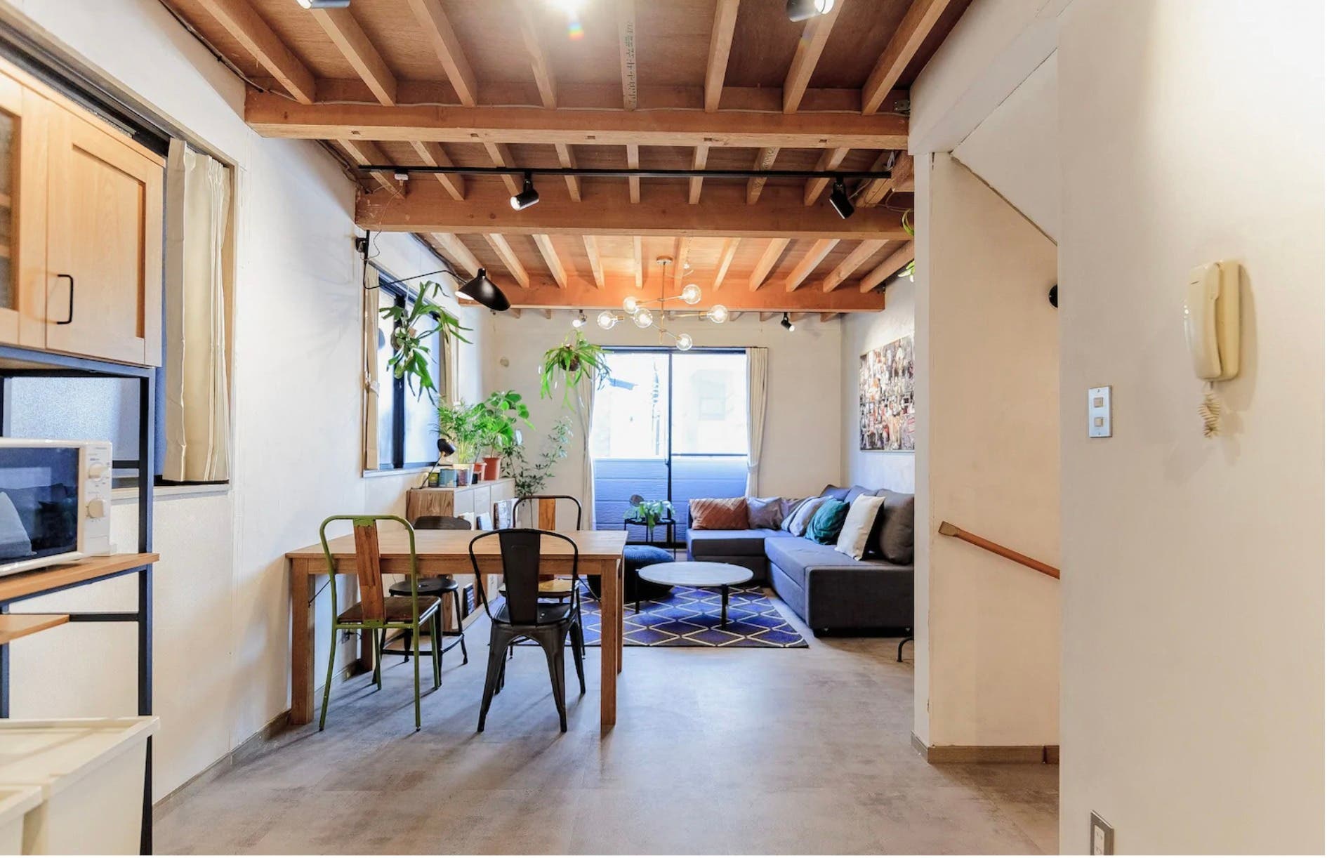 下北沢駅から徒歩2分のおしゃれ一軒家! 撮影やお料理に/映画鑑賞の写真17