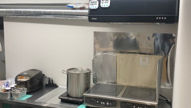 時間貸しクラウドキッチンの写真1