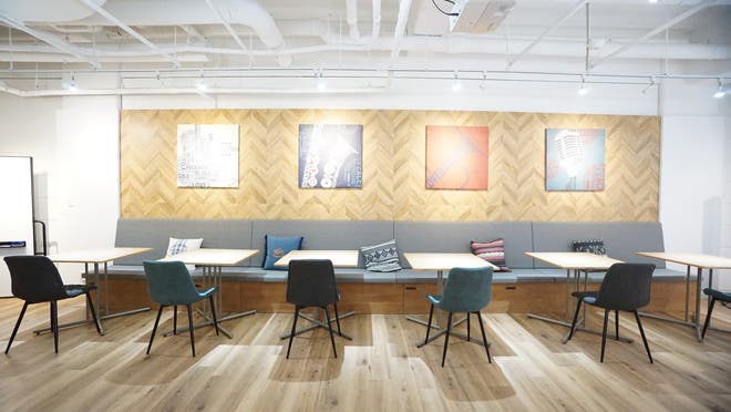 ✨OPEN SALE✨<EXPRESSION>ソファ席5:リモートワークや勉強に!高速光Wi-Fi設置!神保町駅徒歩3分の写真3