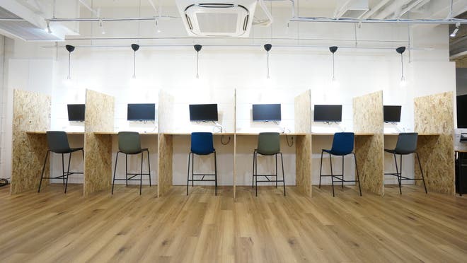 ✨OPEN SALE✨<EXPRESSION>カウンター席2:テレワークや勉強に!高速Wi-Fi/モニタ/神保町駅徒歩3分の写真1