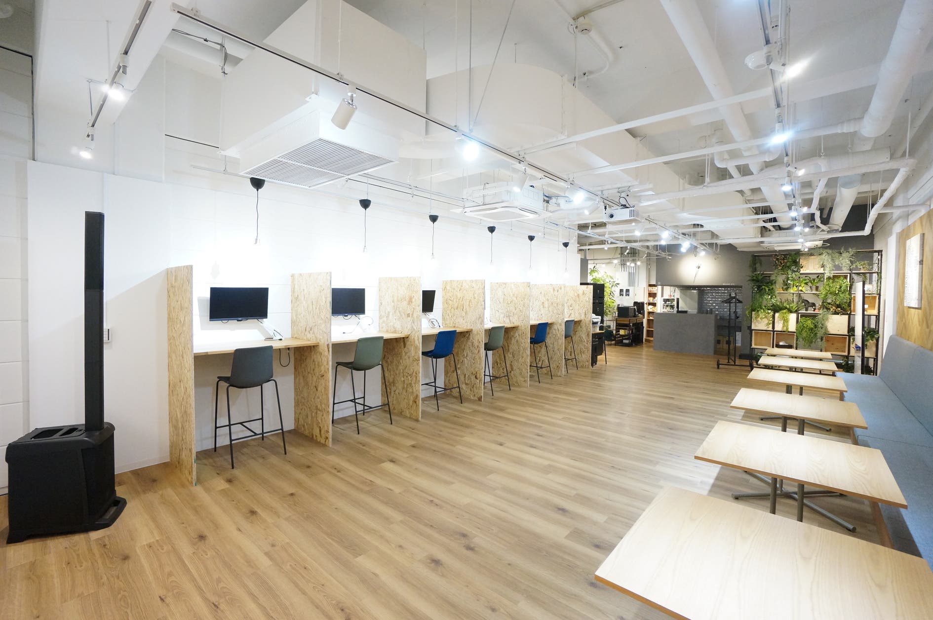 ✨OPEN SALE✨＜EXPRESSION＞カウンター席5：テレワークや勉強に！高速Wi-Fi/モニタ/神保町駅徒歩3分の写真3