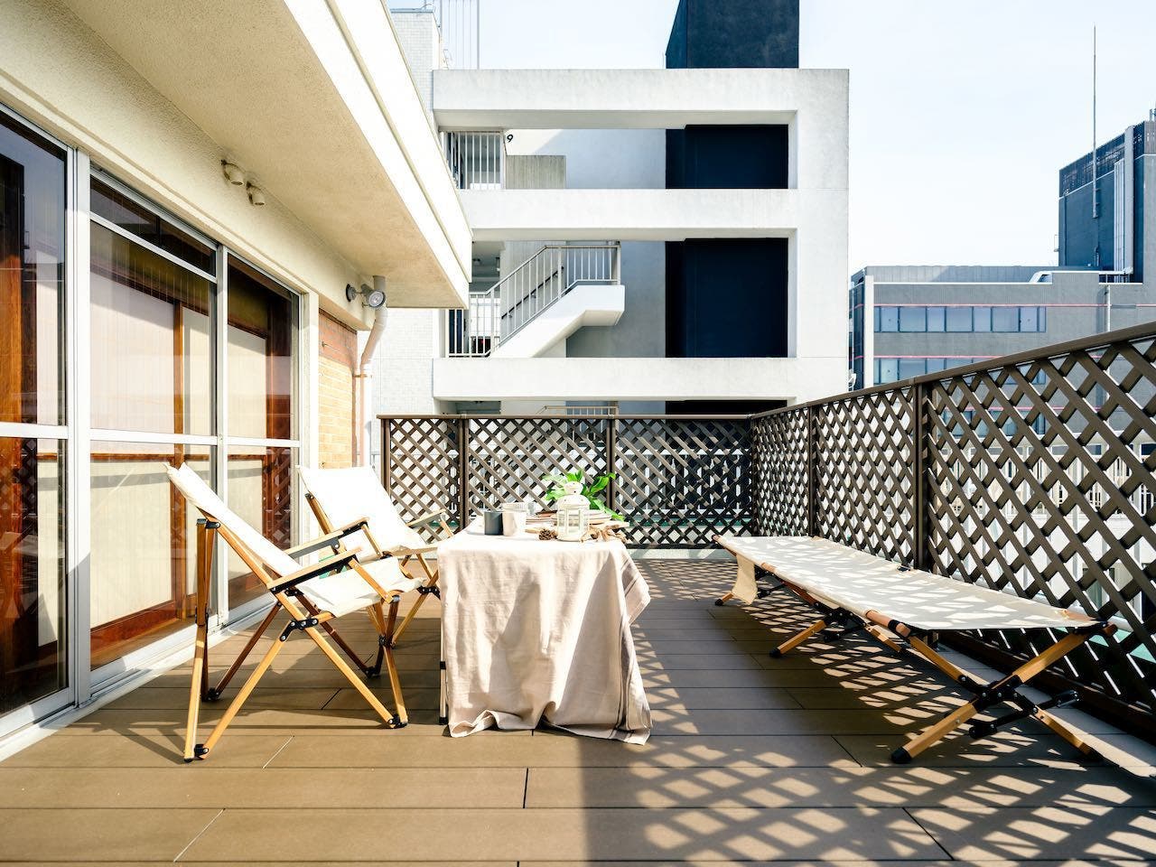 バルコニーで使用できるキャンプ用チェアの画像1