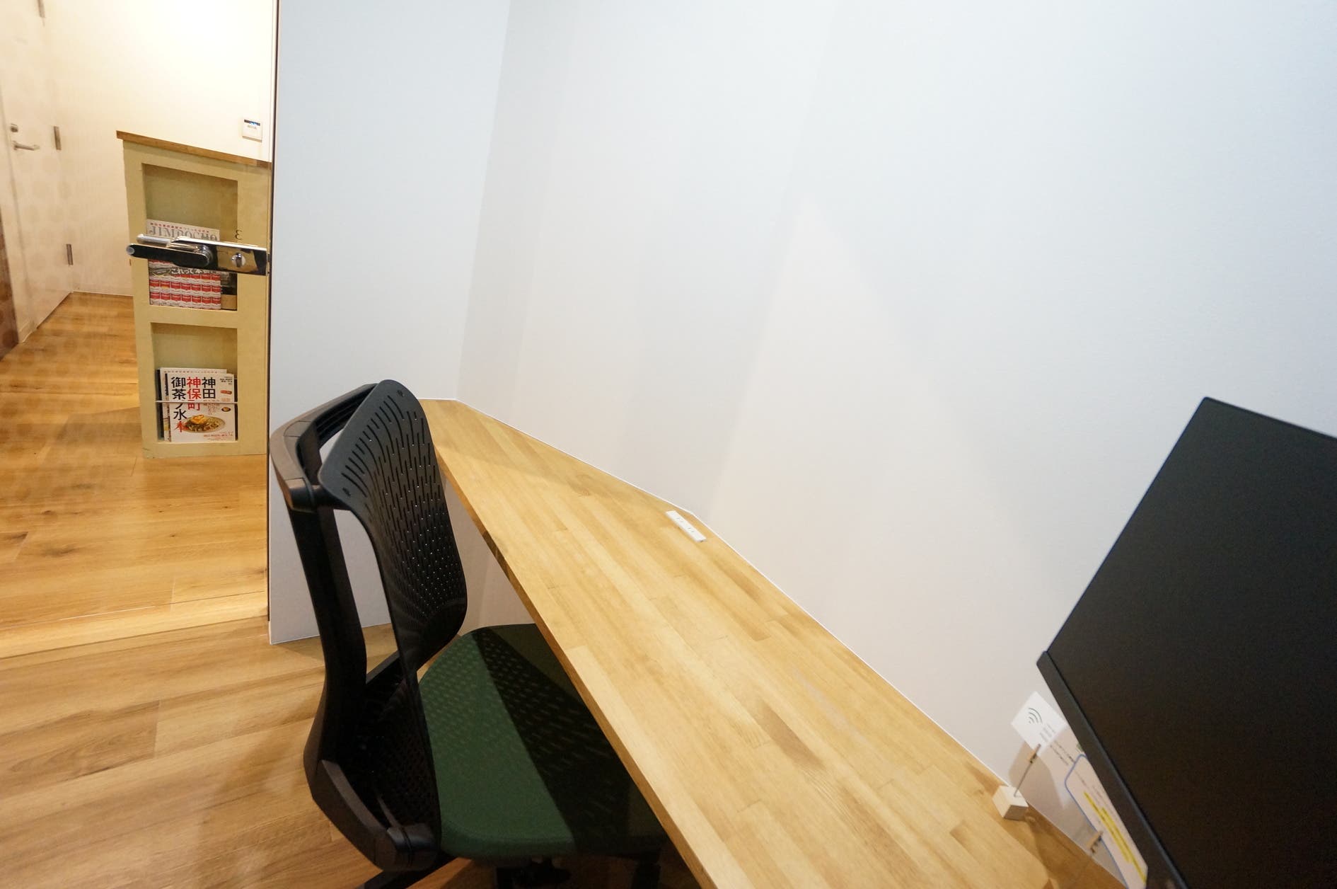 ✨OPEN SALE✨＜EXPRESSION＞ワークブース3：完全個室！高速光Wi-Fi・モニター設置！神保町駅徒歩3分の写真6