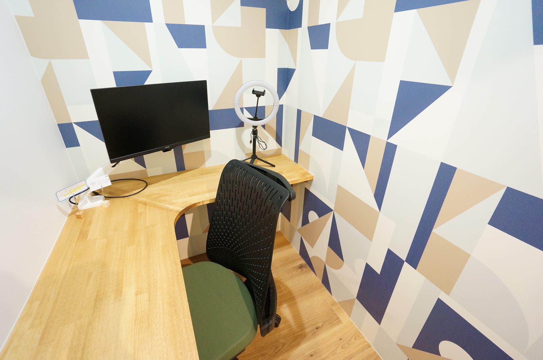 ✨OPEN SALE✨＜EXPRESSION＞ワークブース5：完全個室！高速光Wi-Fi・モニター設置！神保町駅徒歩3分の写真2